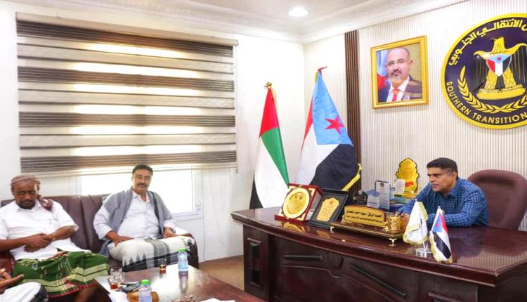 اخبار وتقارير رئيس تنفيذية انتقالي حضرموت يلتقي وجاهات من قبائل ثعْين